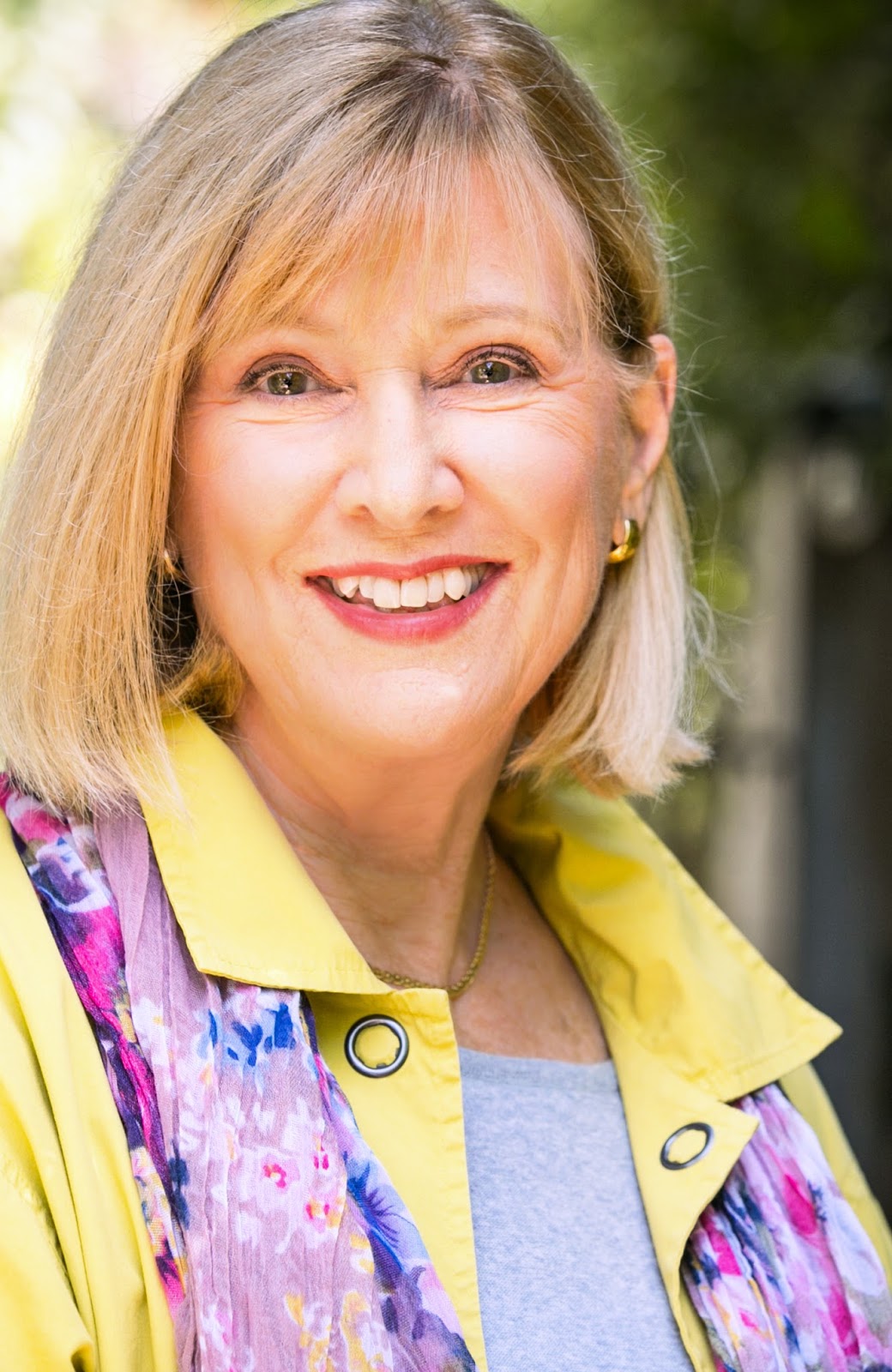 Mystery Lovers' Kitchen: Guest Susan Shea