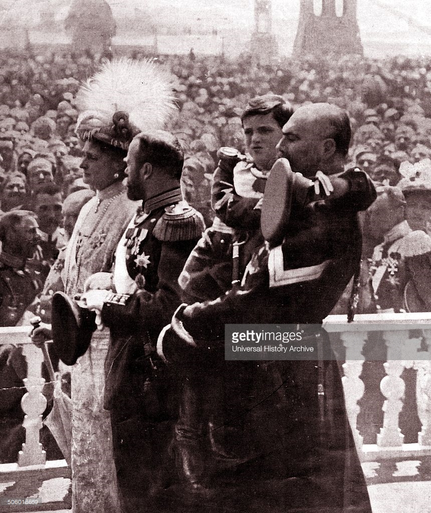 Os Romanov: Biografia - Alexei Nikolaevich