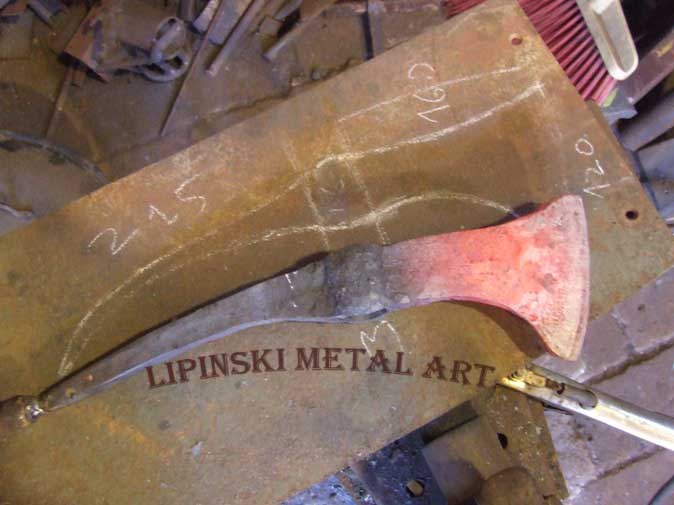 Lipiński Metal Art: Dolabra. Rzymski topór – kilof, Roman axe – pickaxe