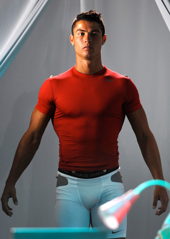 CRISTIANO RONALDO BODY HUNK PROFILE BIOGRAPHY BIODATA - HOTTEST SEXIEST ...