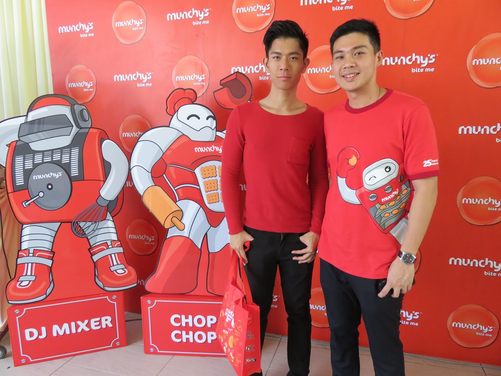 Kee Hua Chee Live!: MUNCHY'S CELEBRATES 25 GLORIOUS YEARS AS MALAYSIA'S ...