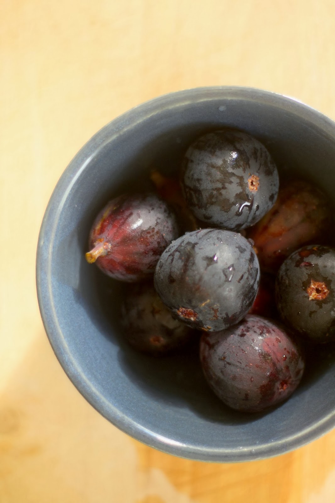 Jenessa's Dinners: Fig and Goat Cheese Flammekuche/Tarte Flambée