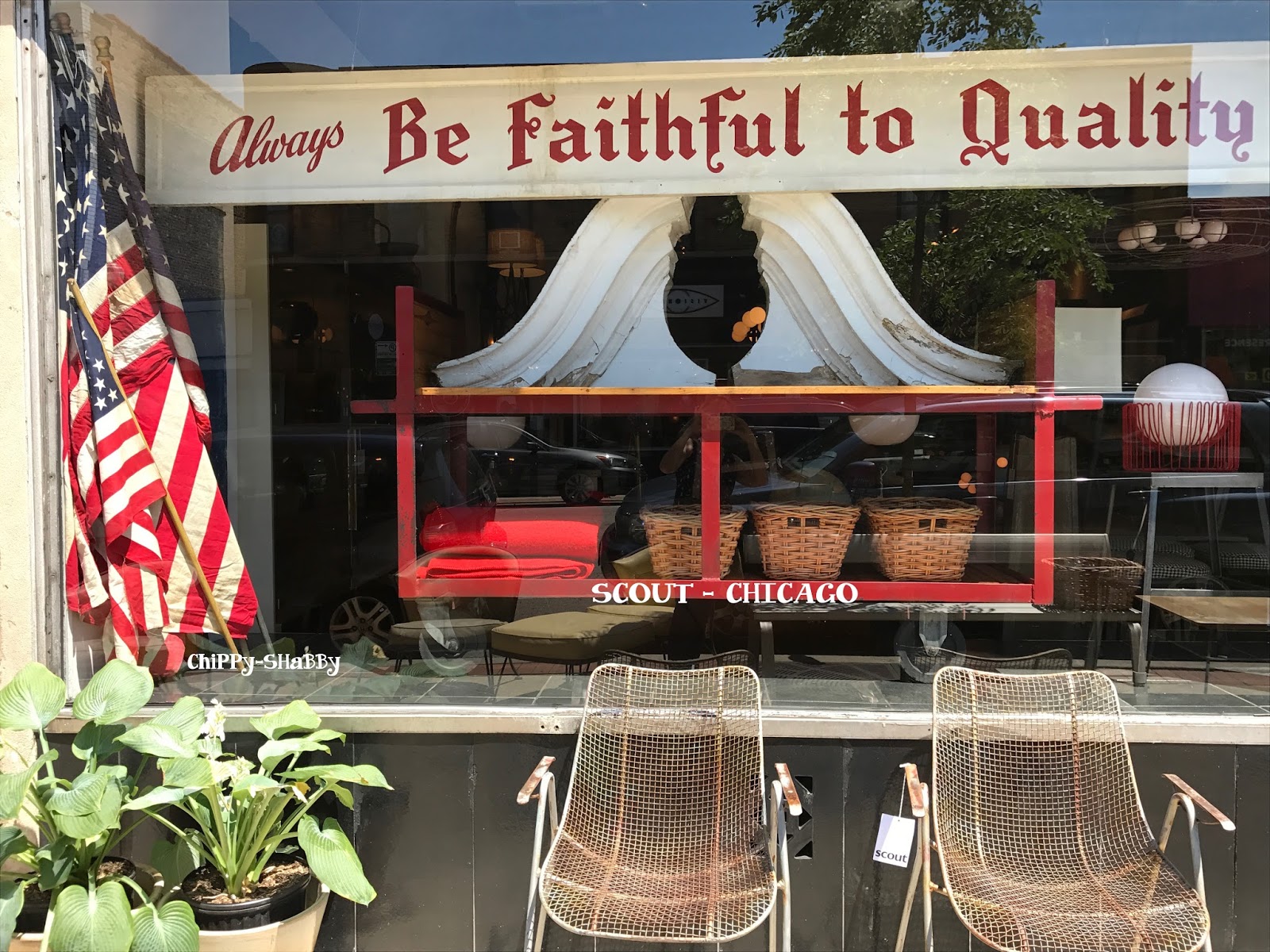 ChiPPy! - SHaBBy!: Red... WHiTe... & Blue... ChiPPy-SHaBBy STyLe!*!*!