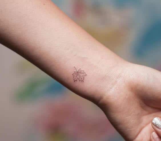 50+ Simple Small Beautiful Tattoos for Women - My Lovely Outfits
