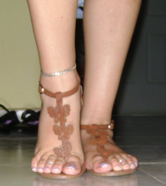 LINDOS PIES CUCUTA: LINDOS PIES EN CHANCLAS