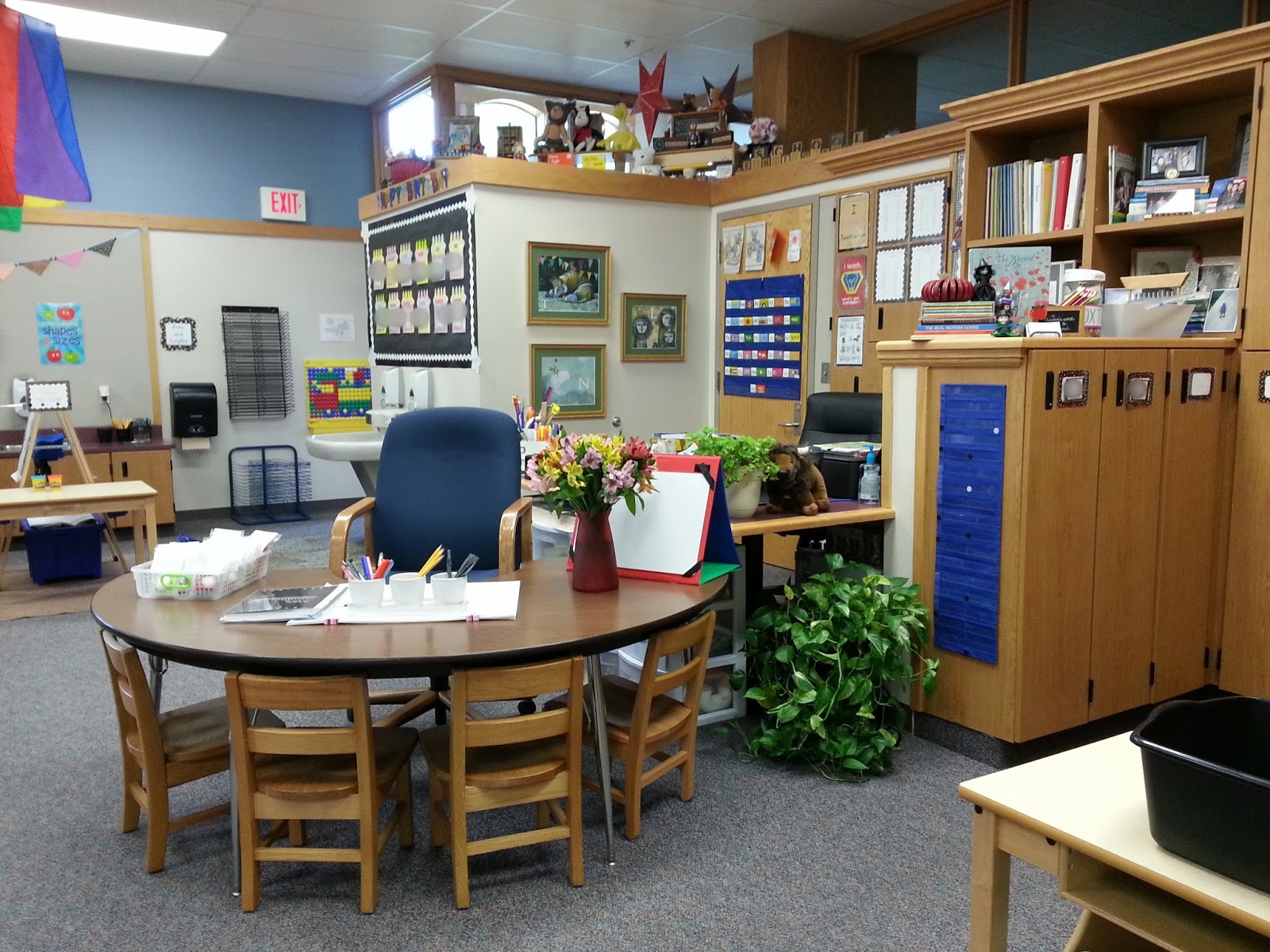 Kindergarten's 3 Rs: Respect, Resources and Rants: My Classroom Photo Tour