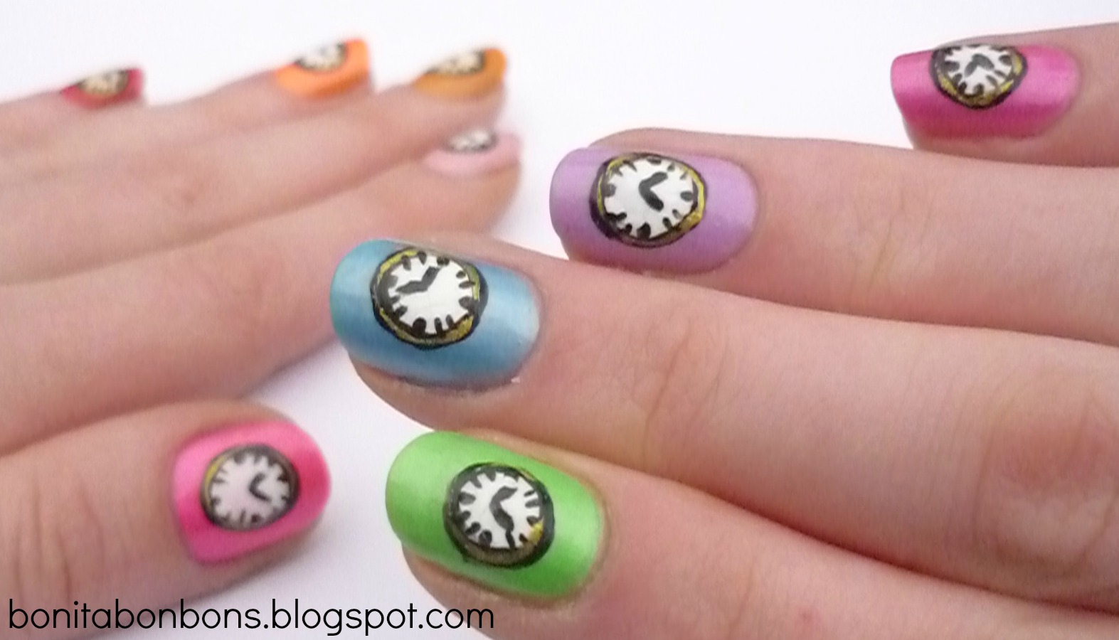Clock nails | get PAINTED