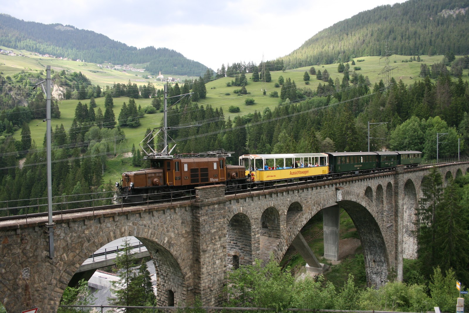 My Swiss Rail Pictures: The 'Albula Erlebniszug'