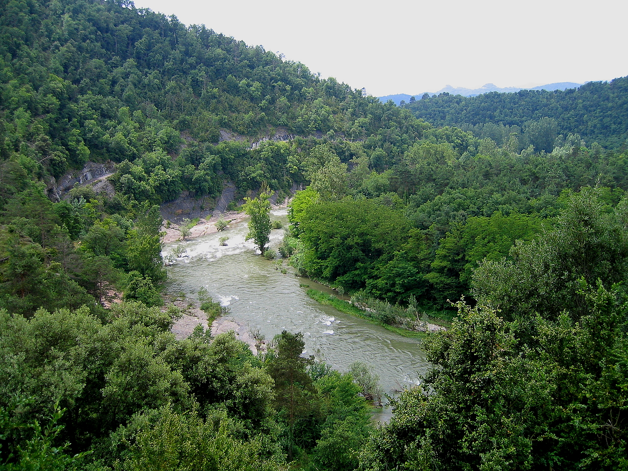 La Vall del Ges i el Bisaura: 9.- Bellmunt, fins els meandres del riu Ter