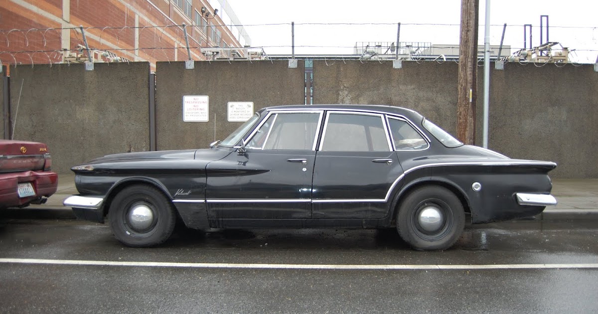 Seattle's Old Cars: 1960 Plymouth Valiant