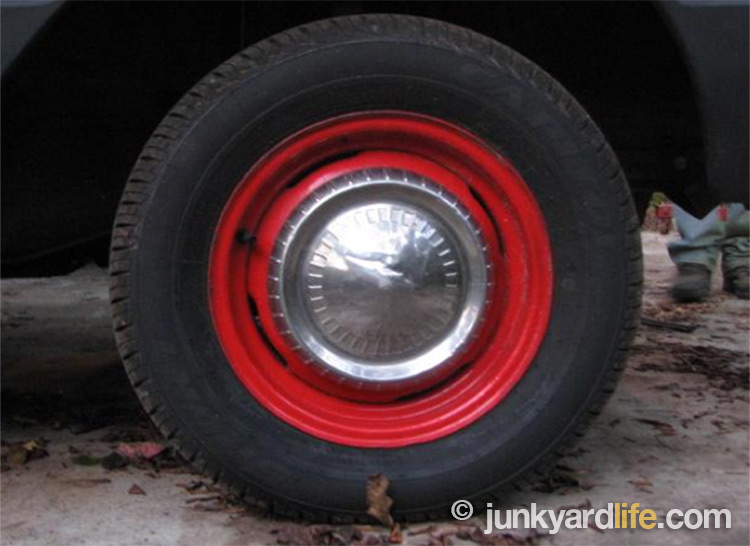 Junkyard Life: Classic Cars, Muscle Cars, Barn finds, Hot rods and part ...