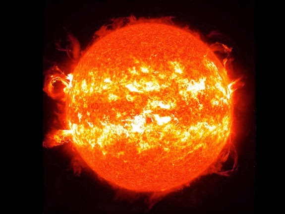 Impressionante imagem e vídeo do Sol mostram toda a sua beleza