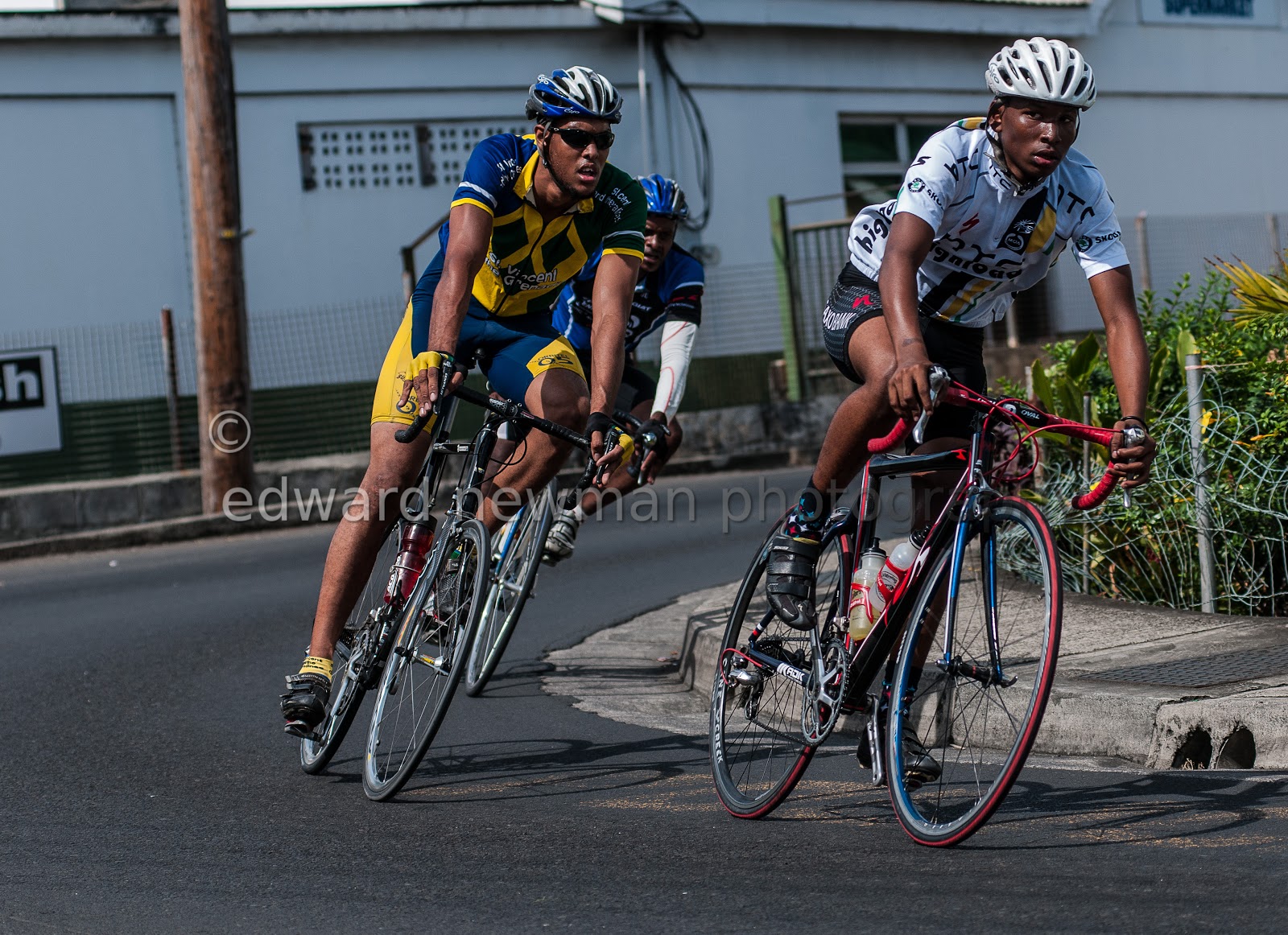 Edward Newman Sports Photography: Peter Durrant is Cycling King of the ...