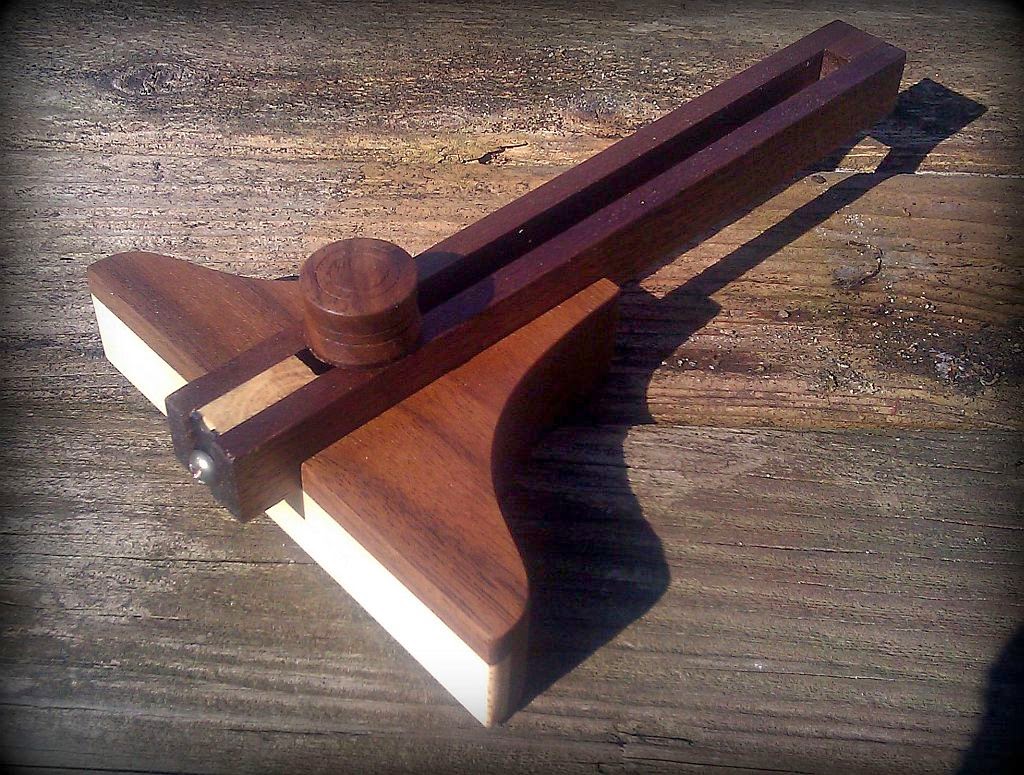 The Wood Knack: Easy to construct marking gauge