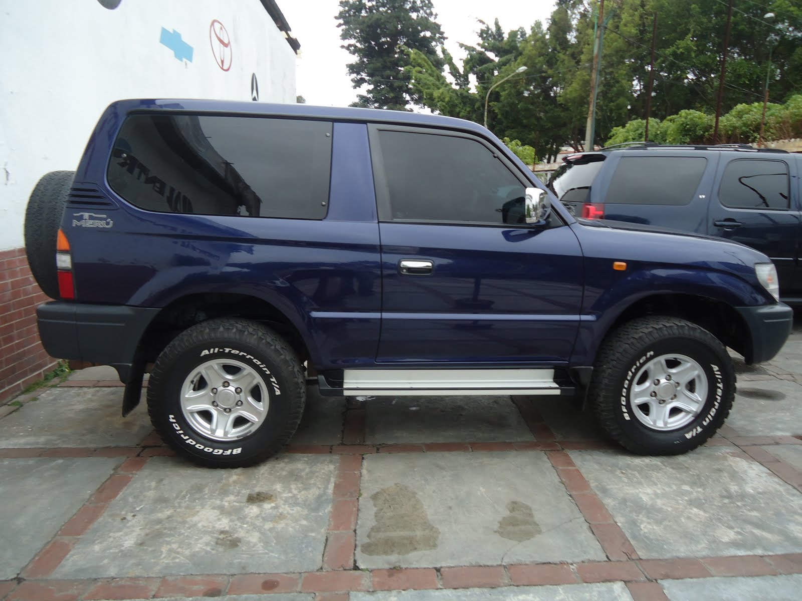 Check Tu Auto: Toyota Meru 2.009