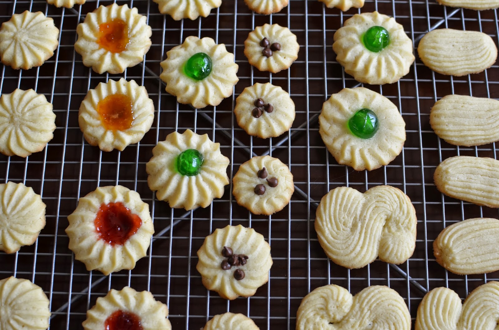 Playing with Flour: Italian-American butter cookies (aka, the ones kids ...