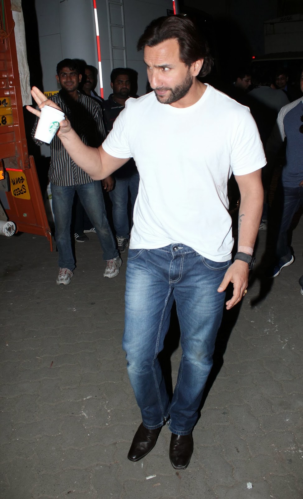 Saif Ali Khan 'Bullett Raja' promotin Event gallery - Hot PHOTOSHOOT ...