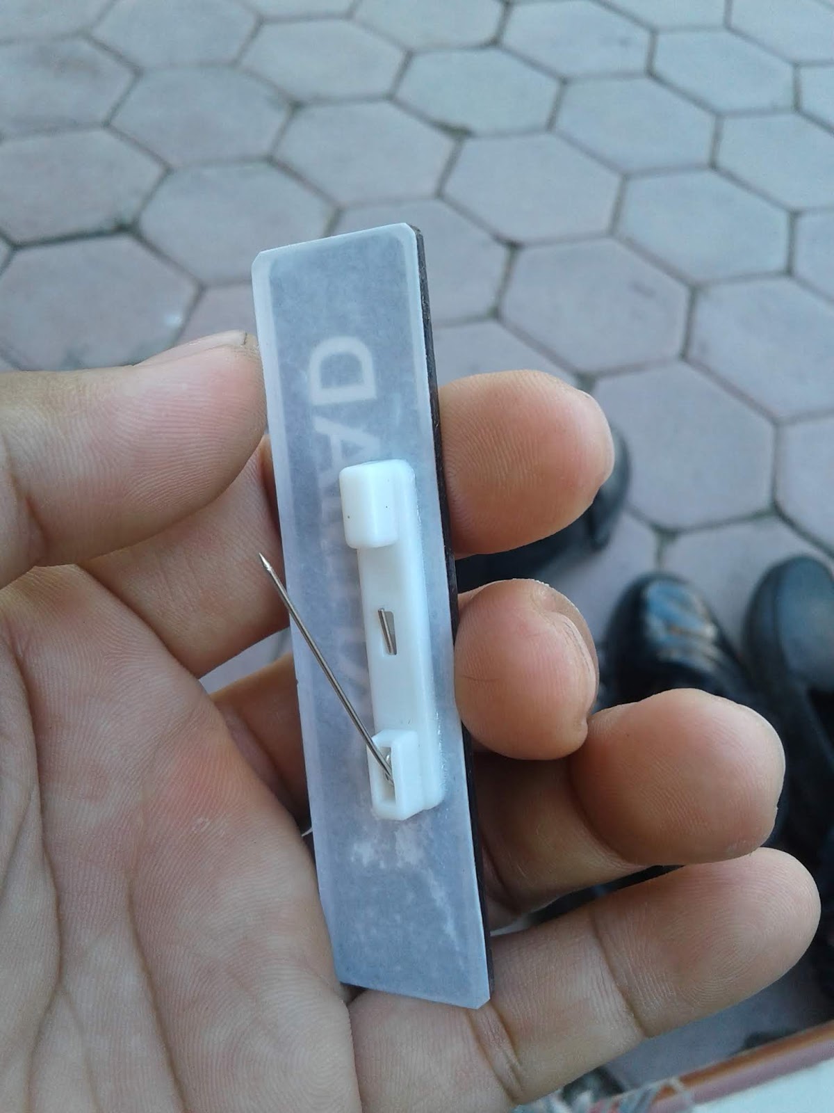 Cara Mudah membuat nama dada / name tag akrilik tanpa resin ~ Blog edukasi