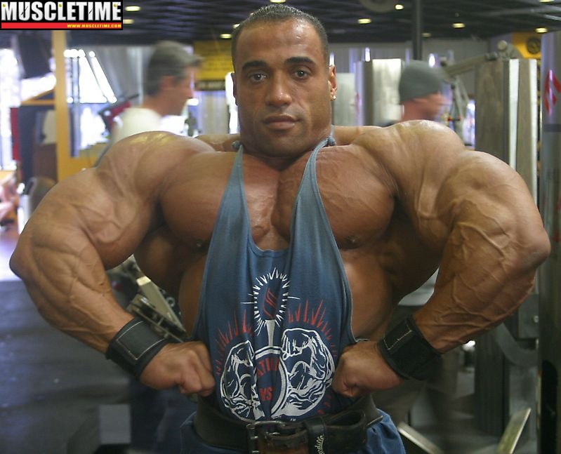 Muscle Lover: American IFBB Pro bodybuilder Dennis James "The Menace"