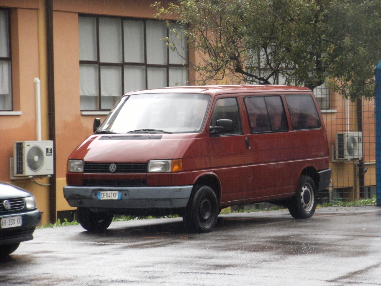IN RUST WE TRUST: This is my new volkswagen RUSTY Van....