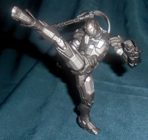 Review: Revol Mini #06 War Machine