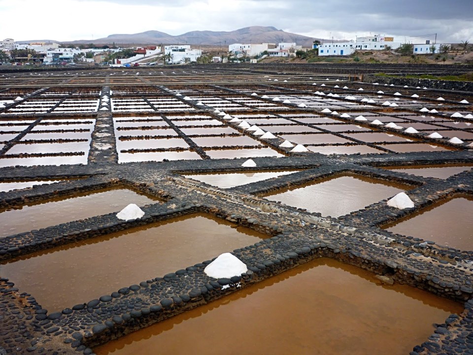 Kiwi Hellenist: Salt and salary: were Roman soldiers paid in salt?