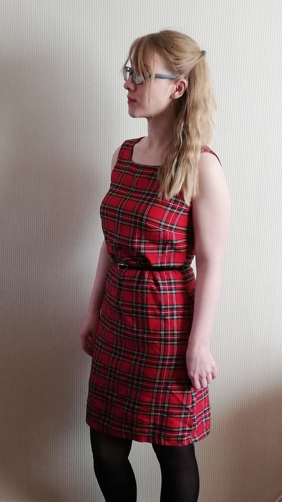 KnitWitsOwls: Simplicity 1252 "Jiffy" - Red Tartan Dress
