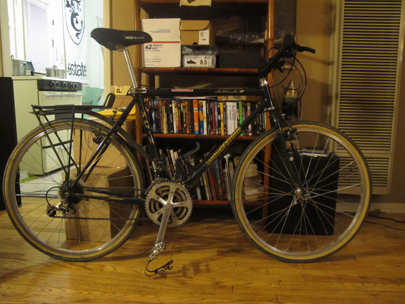 TAKEOVER LA!™: Bridgestone XO-2