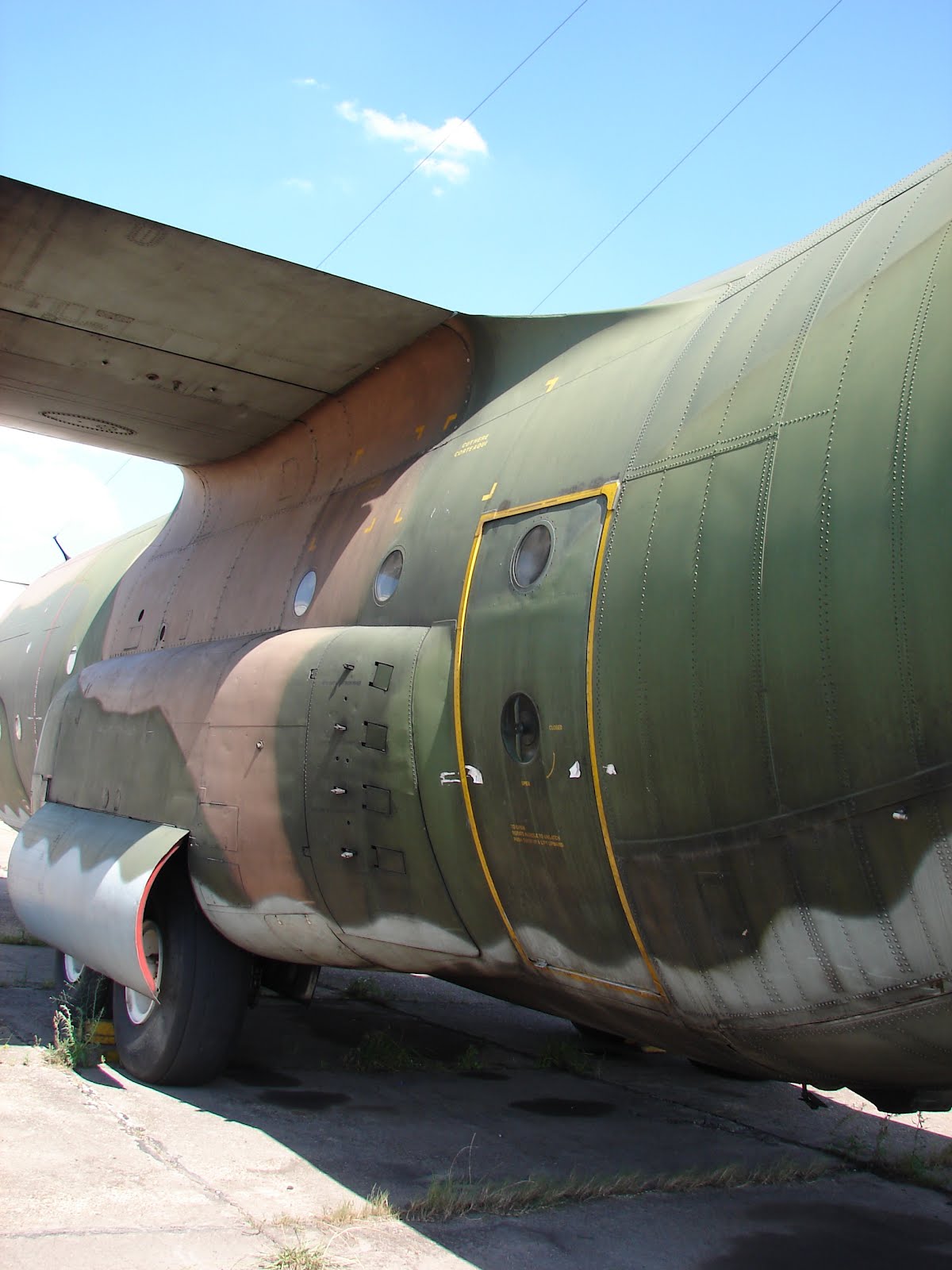 Aeronaves en detalle: Lockheed C-130B Hercules (TC-60)