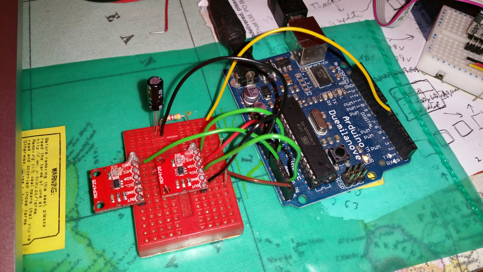 Mitchtronic: Addressing multiple MCP4724s in the same Arduino project