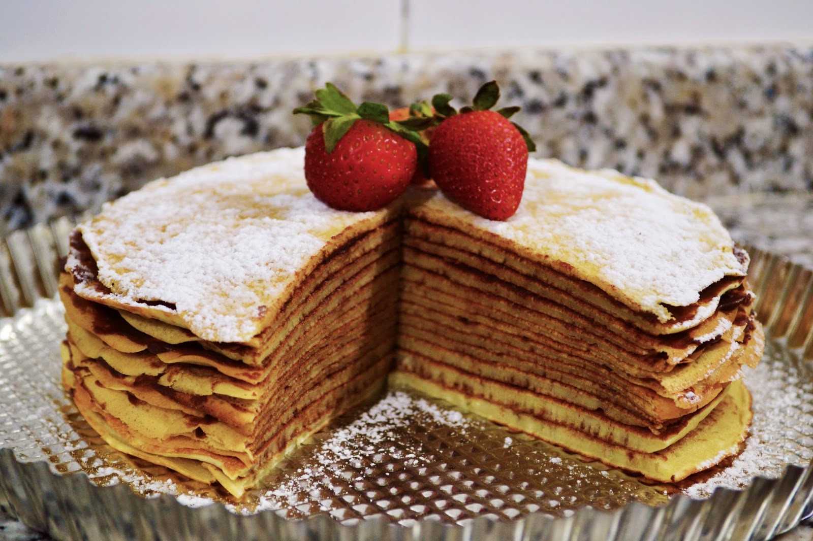 Macadamia & Sal: Torta de crepes, chocolate y Baileys