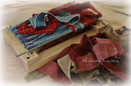 Our Old Country Store: Mini Rag Rug Loom Giveaway!