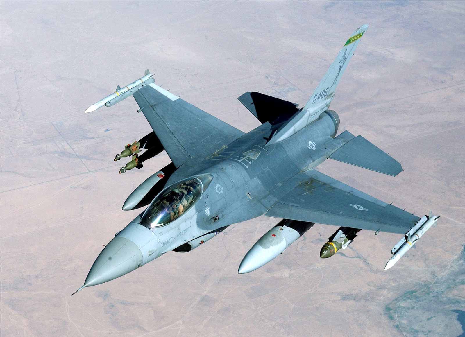 Miltary-Wallpapers|Guns-hd-Wallpaper: F 16 Fighting Falcon (1)