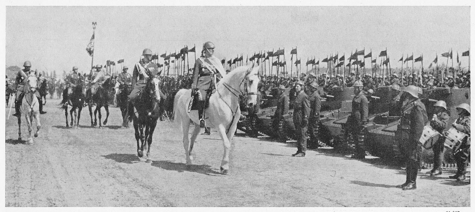 Armour force / Panssaroitu voima : Romanian role WW-II / Part-1