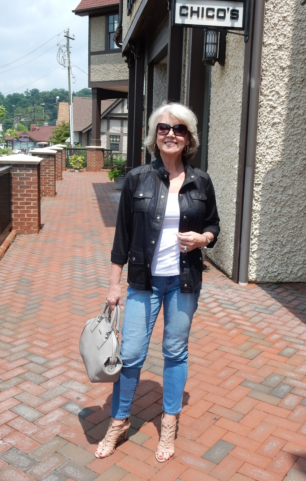 Fifty, not Frumpy: Basic Wardrobe Checklist