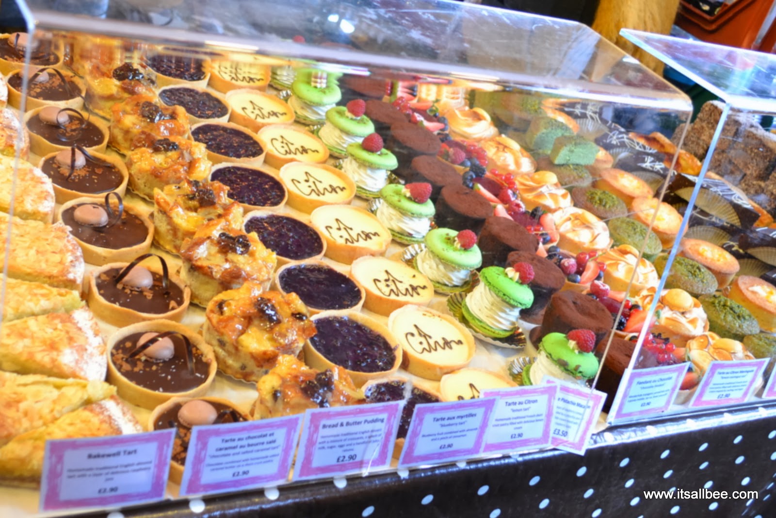 Borough Market Breakfast | Exploring London Through Food | ItsAllBee