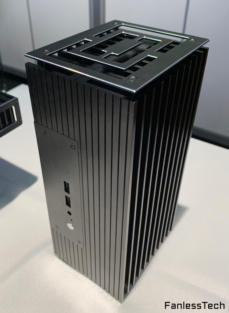 FanlessTech: FIRST LOOK: Akasa's Turing