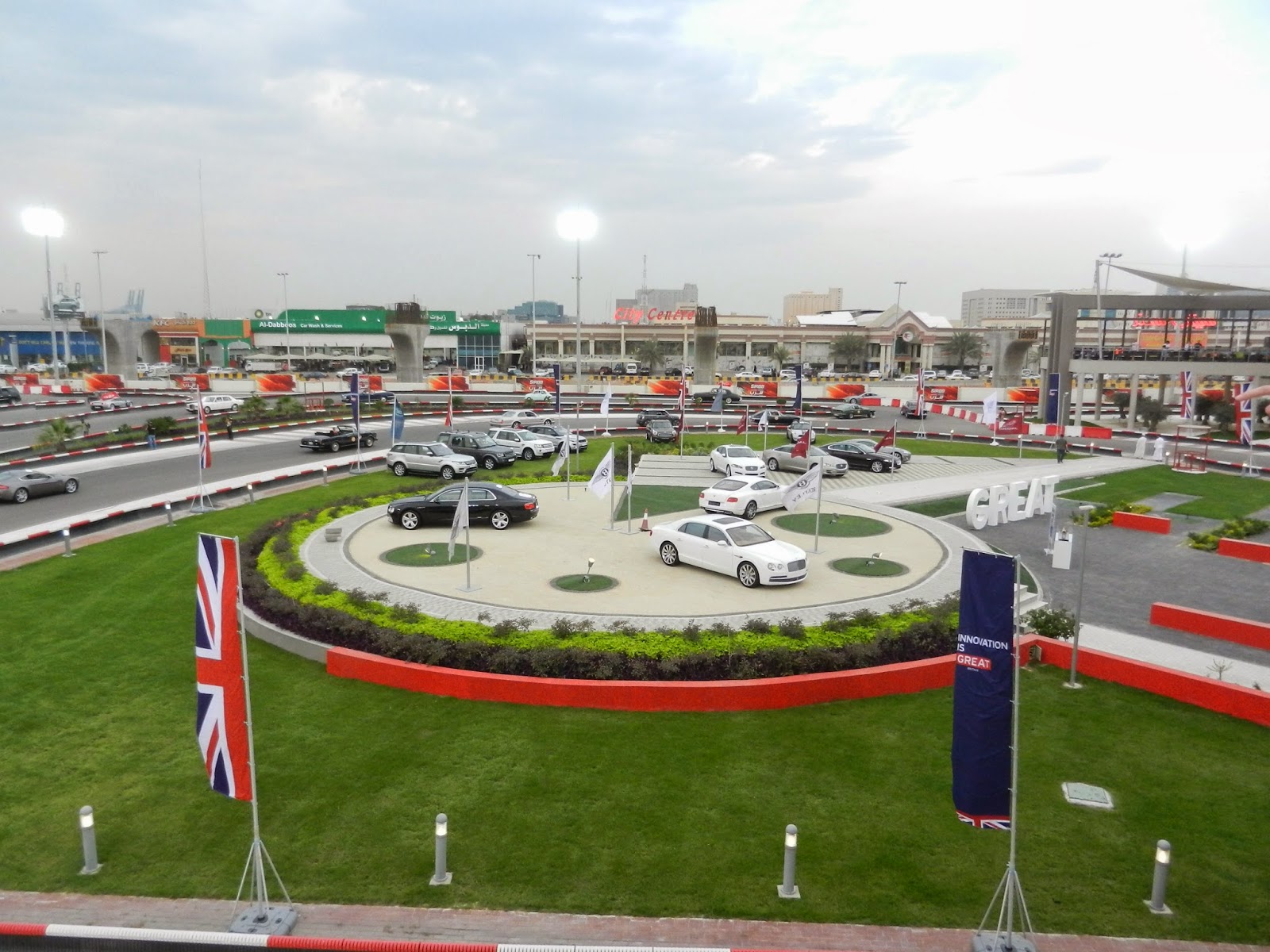 Kuweight 64: GREAT BRITISH AUTOMOTIVE SHOWCASE AT SIRBB CIRCUIT