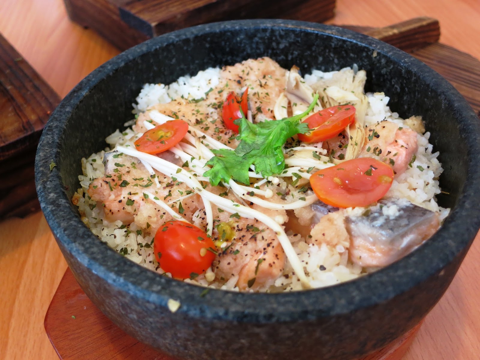 PinkyPiggu: Signature Stone Restaurant ~ Sizzling Hot Asian and Western ...
