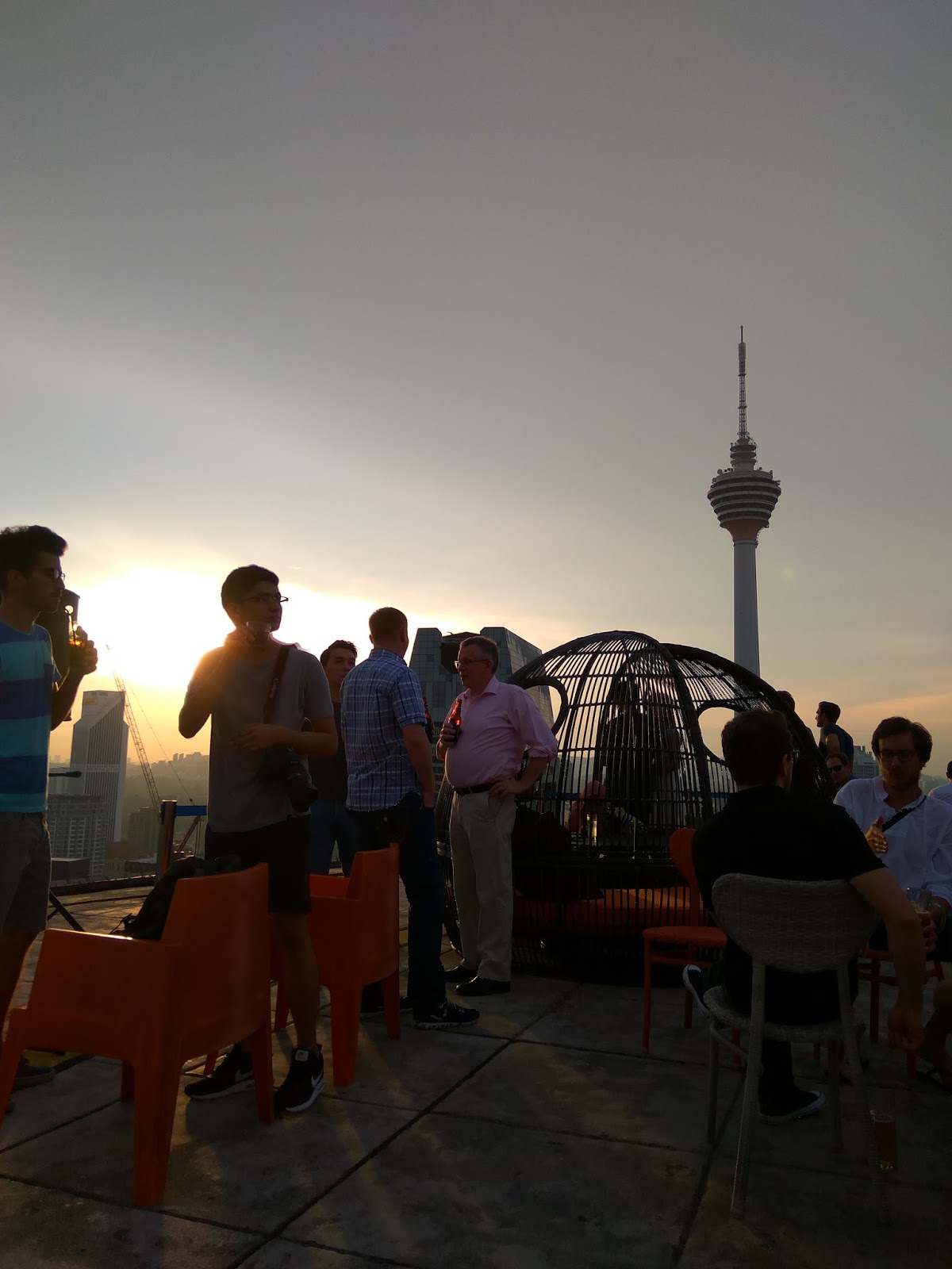 cerita merepek meraban: FENDIxKL | HELIPAD LOUNGE, MENARA KH KUALA LUMPUR