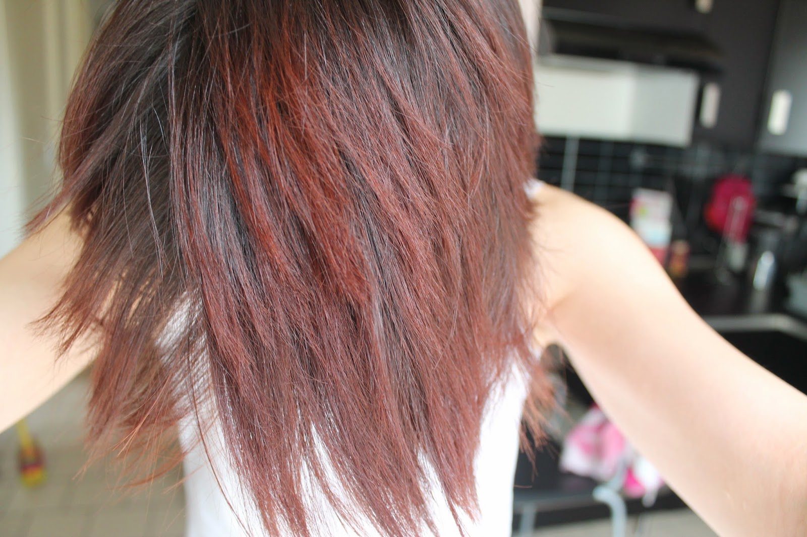 M'zelle Marguerite: Khadi marron pour couvrir mon rouge!!