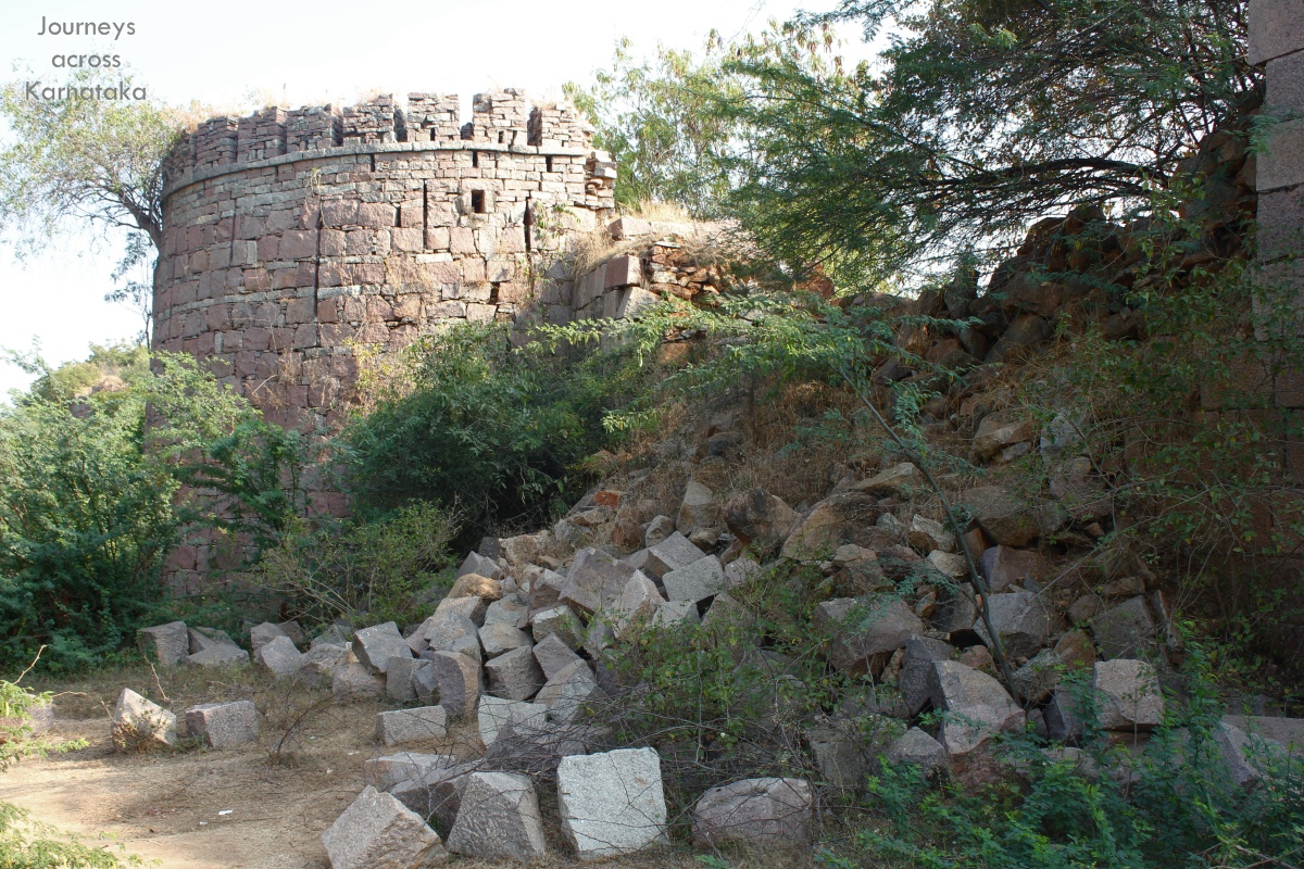 Journeys across Karnataka: Fort Vanadurga