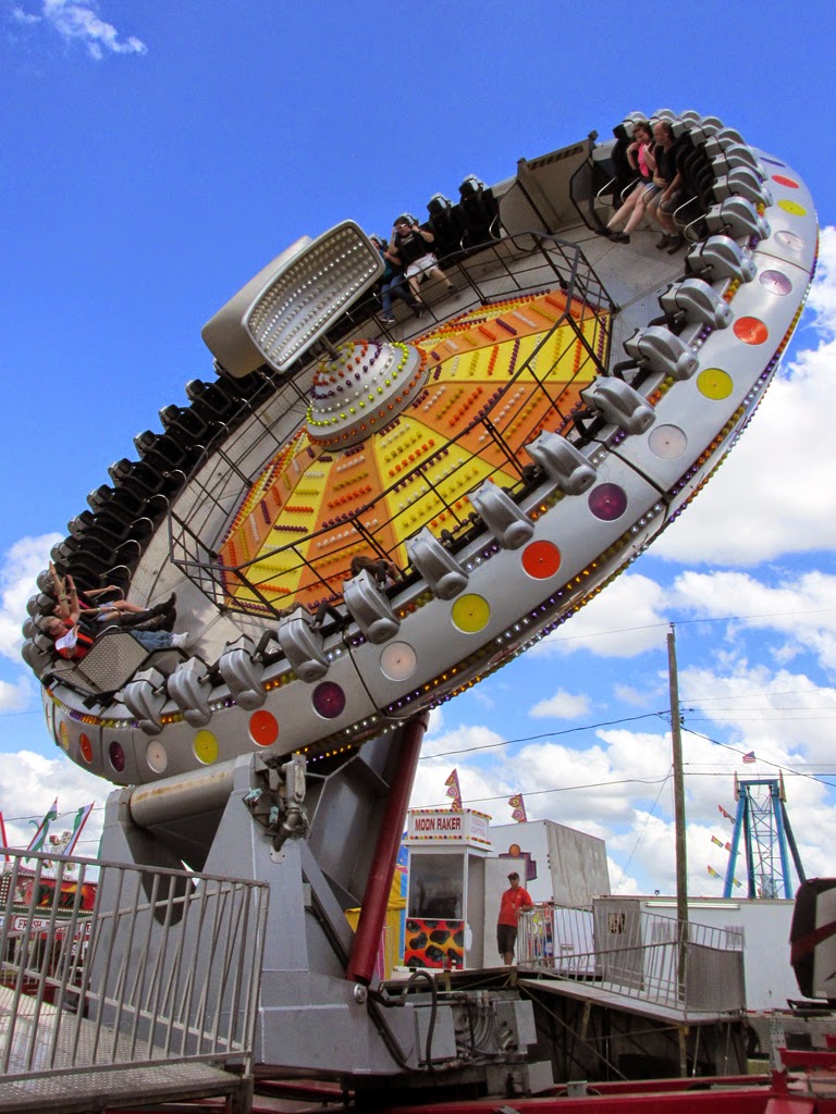 Amusement Park... Stuff: Florida (ewww Strawberry!) Festival - 2015