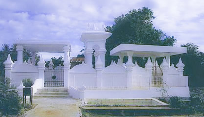 Wisata Sejarah Makam Sentot Alibasyah | Gudangnya Informasi Umum Terupdate