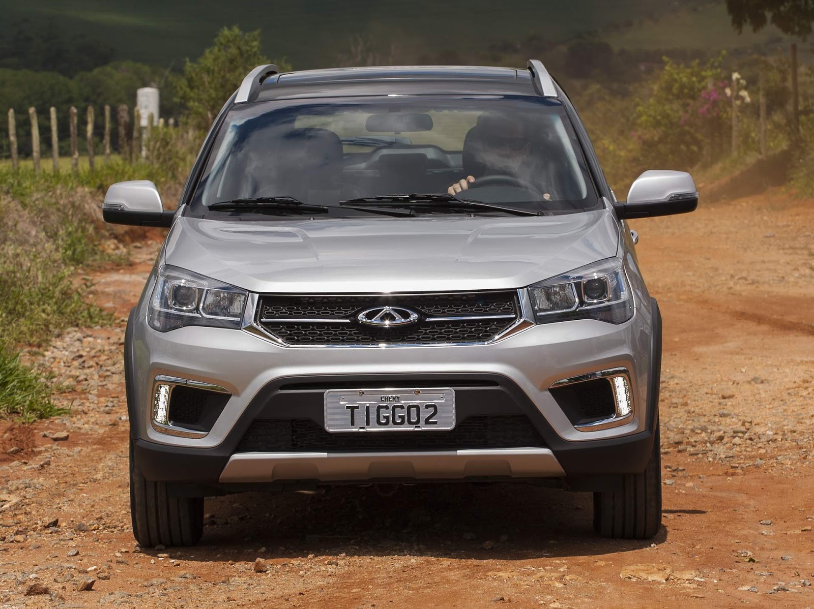 Chery Tiggo 2: teaser mostra novidades da versão brasileira