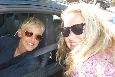 Thinking Pink: Pinky's Fandance - Ellen DeGeneres