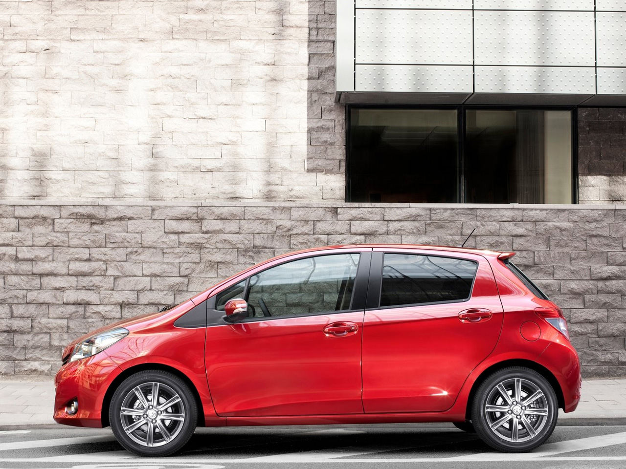 2012 Toyota Yaris|2012 Sports Cars