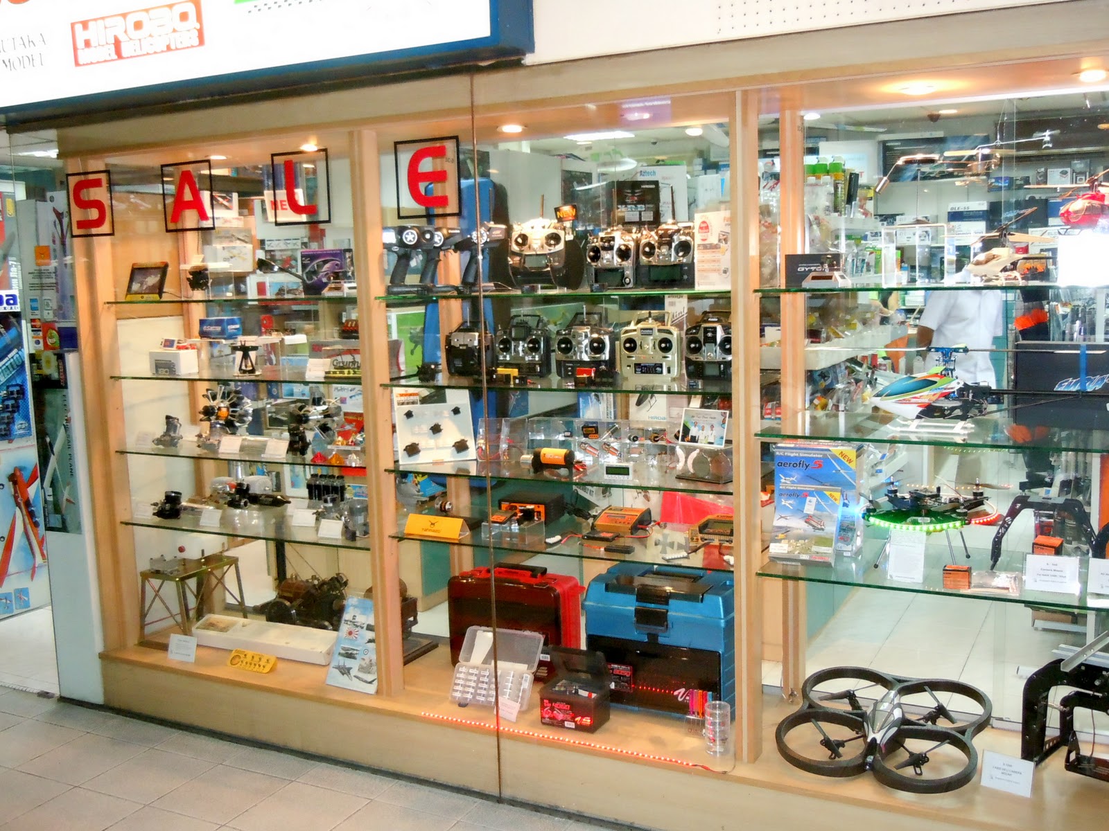FAI-F3A WORLD SCENE: SINGAPORE HOBBY SHOPS