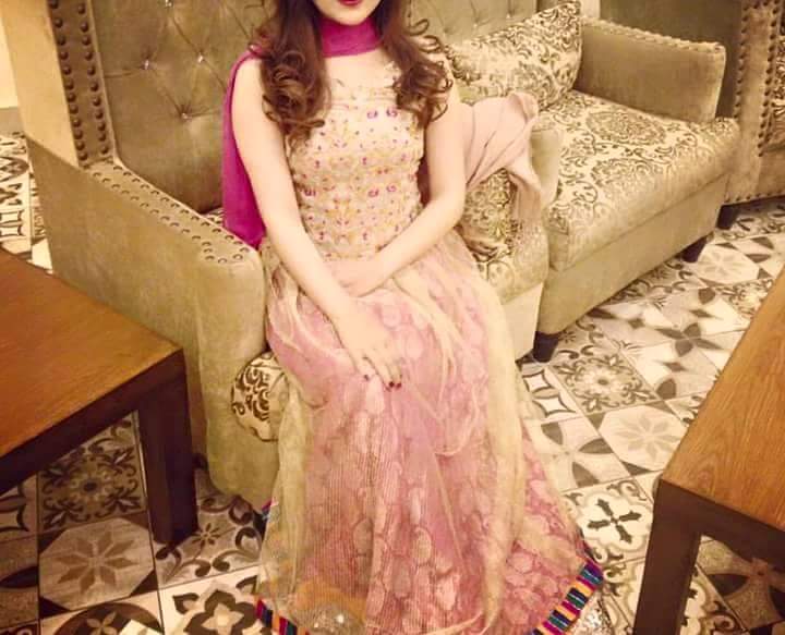 Wondrous Things: bridal girls profile pics