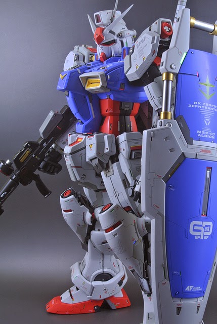 GUNDAM GUY: PG 1/60 RX78-GP01 Gundam GP01 - Customized Build